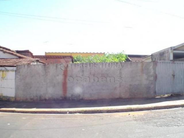 Vila Progresso Entre as Ruas Itanhaém e Ararigbóia Lote de 275m² de área, casas em todos os lado