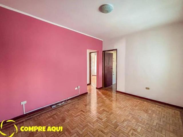 Vila Romana | 2 quartos | Varanda | Piso taco | 65m²