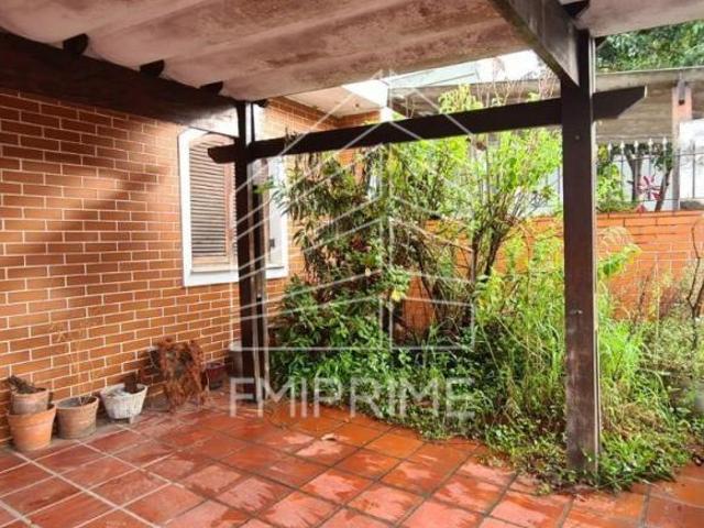 VILA ROMANA CASA TERREA + EDICULA 2 VAGAS