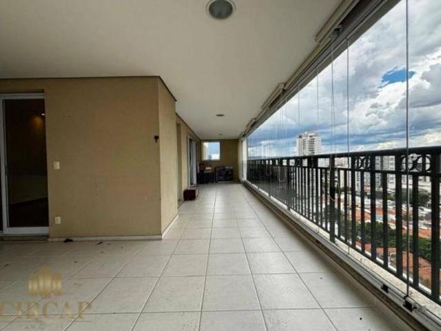 VILA ROMANA RUA FÁBIA 223 M² ÚTEIS 3 SUÍTES 4 VAGAS
