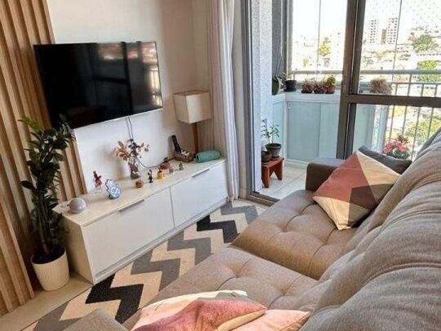 Vila Sta. Catarina, 2 dormitórios, 1 suíte, Closet, 1 vaga, 64m²