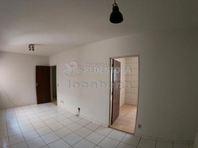 Vila São Manoel Apto com2 dormitórios, armários, escritório, sala para 02 ambientes, coz, 2 wcs