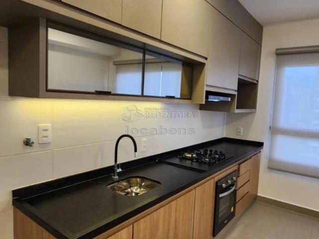 Vila Sinibaldi Apartamento novo, com 01 dormitório e 01 vaga de garagem