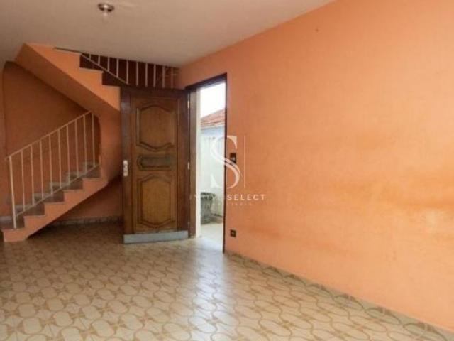 VILA SÔNIA Casa assobradada de 156m² com 3 dormitórios 1 suite, 3 banheiros e 2 vagas