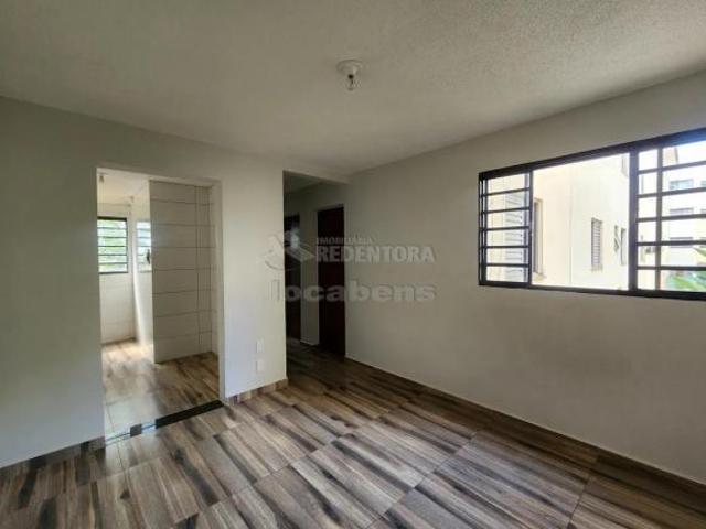 Vila Toninho Apartamento com 02 quartos, 01 banheiro, sala de estar