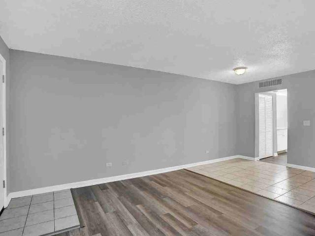 Villa Verde 1 Bedroom Apartment for Rent at 1642 Alton St, Aurora, CO 80010 North Aurora