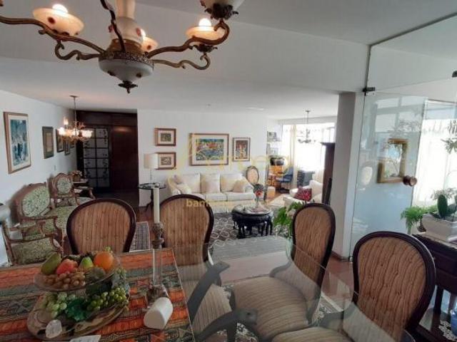 VILLA VERDE AMPLO ANDAR ALTO