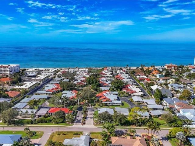 villa with 2 bedroom, Venice FL DLS102659741
