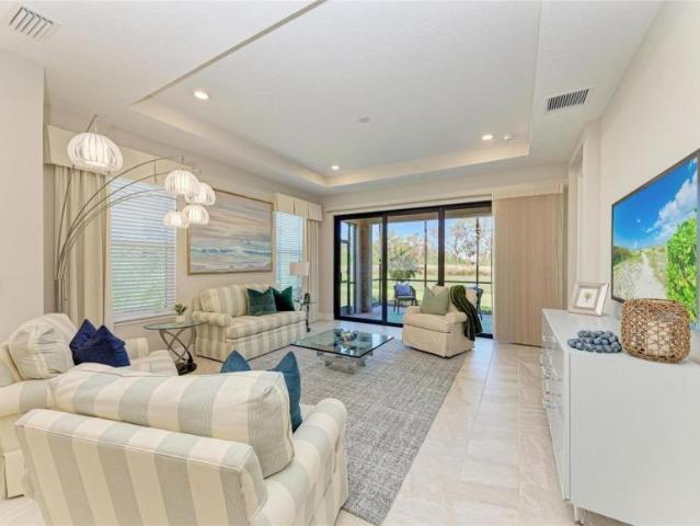 villa with 2 bedroom, Bradenton FL DS102660744