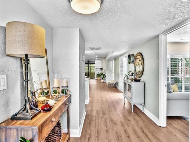 villa with 3 bedroom, Pembroke Pines FL FL DS102519560