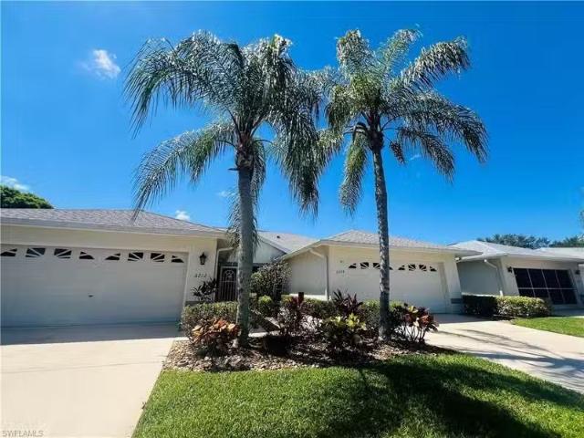 Villa Attached NAPLES, FL 6212 Shadowood Cir #2001