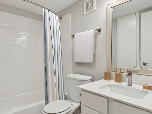 VILLA BELLA 1 Bedroom Apartment for Rent at 1304 Raider Dr, Euless, TX 76040