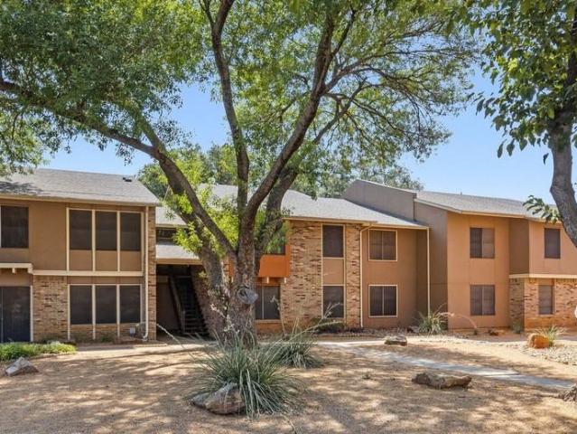 VILLA BELLA 2 Bedroom Apartment for Rent at 1304 Raider Dr, Euless, TX 76040