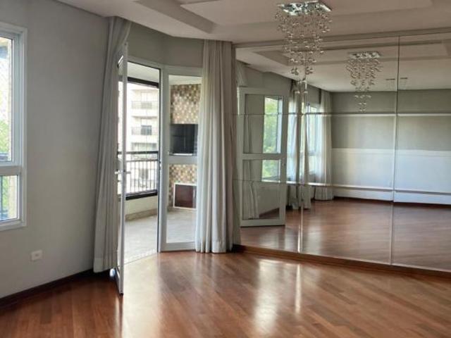 Villa Borghese novo, vista arborizada, rua nobre, varanda gourmet