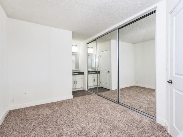Villa Careena Studio Apartment for Rent at 1136 Larrabee St, West Hollywood, CA 90069 West Hollywood