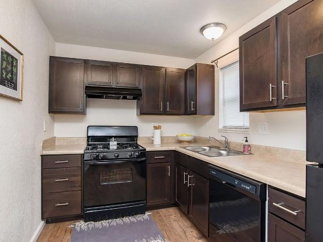 Villa Del Sol Apartments 1 Bedroom Apartment for Rent at 3636 Mission Dr, Indianapolis, IN 46224 North High School
