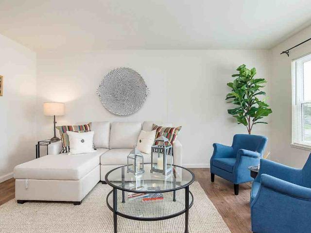 Villa Del Sol Apartments 2 Bedroom Apartment for Rent at 3636 Mission Dr, Indianapolis, IN 46224 North High School