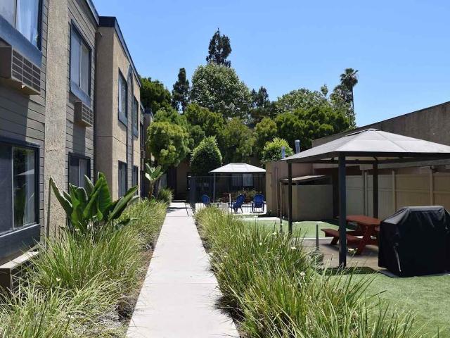 Villa Del Sol 1 Bedroom Apartment for Rent at 14733 Chadron Ave, Alondra Park, CA 90249 Alondra Park