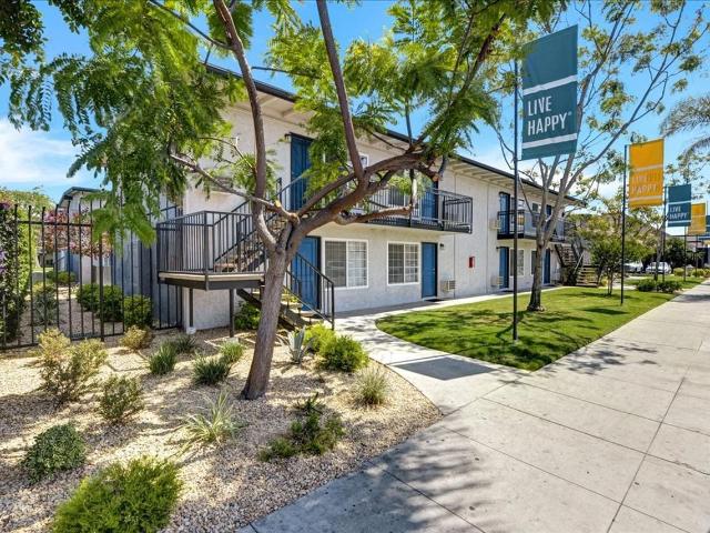 Villa Del Sur Apartment Homes 1 Bedroom Apartment for Rent at 2701 W Mcfadden Ave, Santa Ana, CA 92704