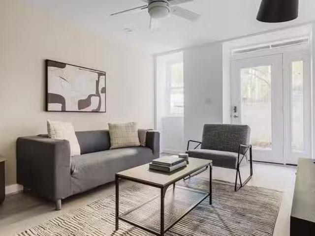 Villa di Leonardo,1826 Vernon St NW, Adams Morgan 1 Bedroom.