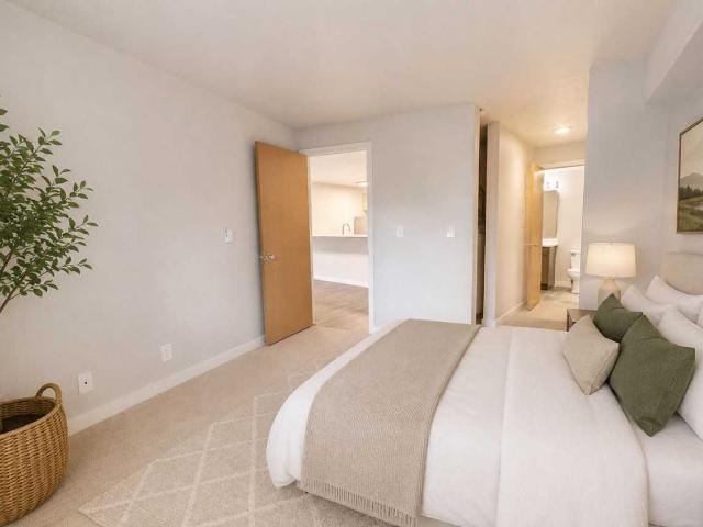 Villa Flora Apartments 1 Bedroom Apartment for Rent at 3230 Sw Avalon Way, Seattle, WA 98126 Fairmount Park