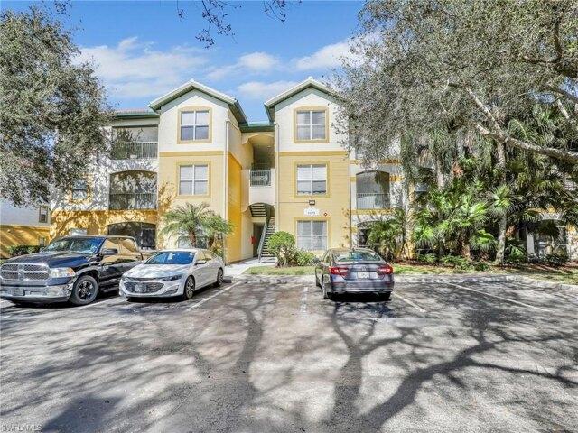 Villa Grand Apt,fort Myers, Condo For Sale