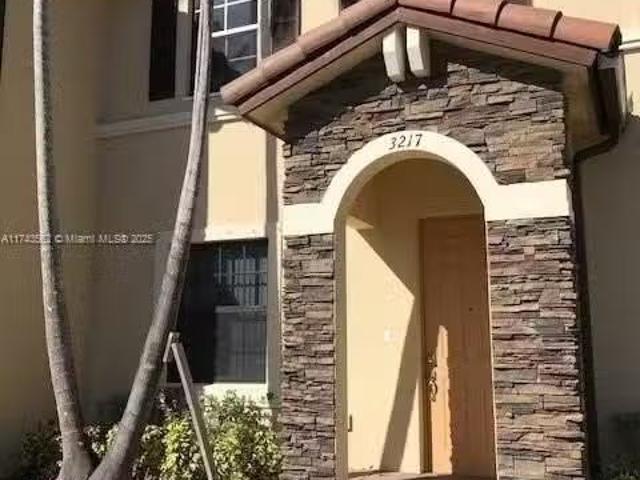 Villa Homestead, FL 3217 Se 6th St #3217