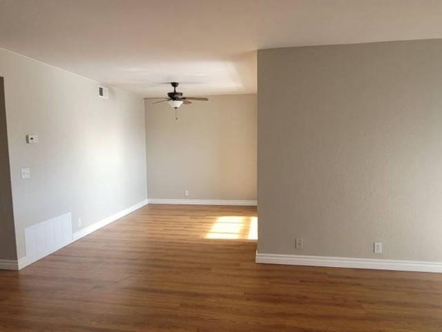 Villa Las Brisas Apartments 2 Bedroom Apartment for Rent at 801 Hillside Ter, Vista, CA 92084 Vista