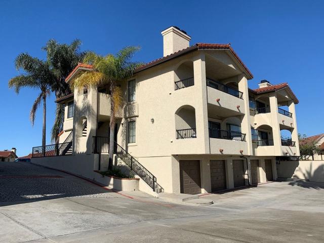 Villa Las Brisas Apartments 2 Bedroom Apartment for Rent at 801 Hillside Ter, Vista, CA 92084 Vista