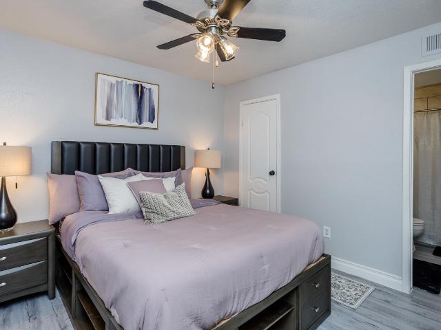 Villa Luna Apartments 2 Bedroom Apartment for Rent at 2600 Westridge St, Houston, TX 77054 South Main