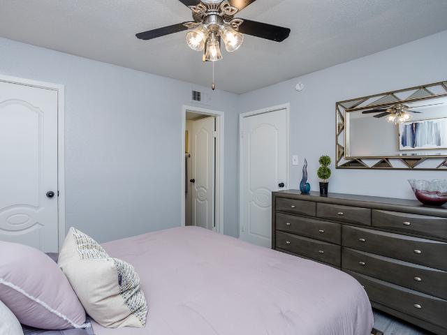 Villa Luna Apartments 2 Bedroom Apartment for Rent at 2600 Westridge St, Houston, TX 77054 South Main