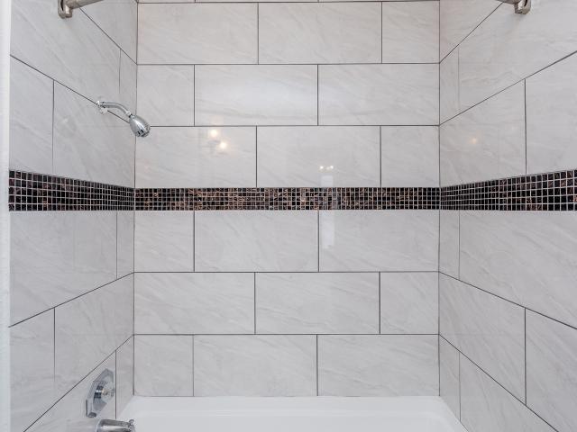 Villa Luna Apartments 2 Bedroom Apartment for Rent at 2600 Westridge St, Houston, TX 77054 South Main