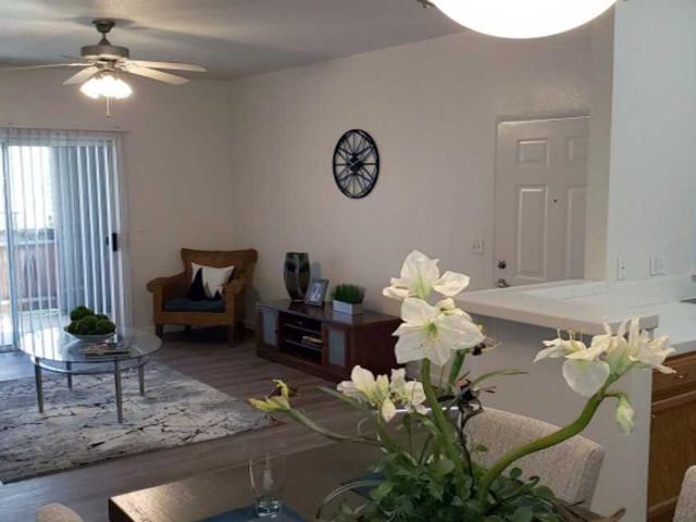 Villa Lucia Apartments 2 Bedroom Apartment for Rent at 4262 W Figarden Dr, Fresno, CA 93722 Fig Garden Loop
