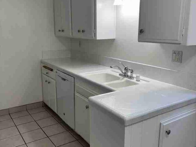 Villa Point Loma 1 Bedroom Apartment for Rent at 3748 Curtis St, San Diego, CA 92106 Point Loma Heights
