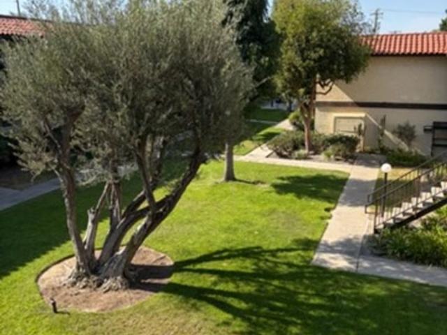 Villa Pointe 1 Bedroom Apartment for Rent at 540 S La Veta Park Cir, Orange, CA 92868