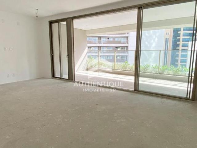VILLA RESIDENCE MILANO LIFESTYLE BY VERSACE HOME Apartamento no bairro Moema à venda