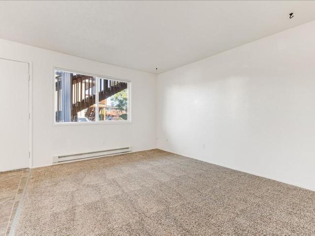 Villa Rose Apartments 2 Bedroom Apartment for Rent at 1601 Savage Rd Ne, Salem, OR 97301 Northeast Salem