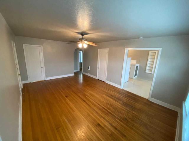 Villa Royalle by Star Metro 1 Bedroom Apartment for Rent at 2437 Ne Hoyt St, Portland, OR 97232 Kerns