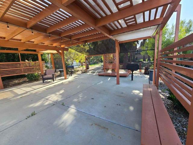 Villa Santa Fe Apts Studio Apartment for Rent at 1626 N Santa Fe Ave, Vista, CA 92083 Vista