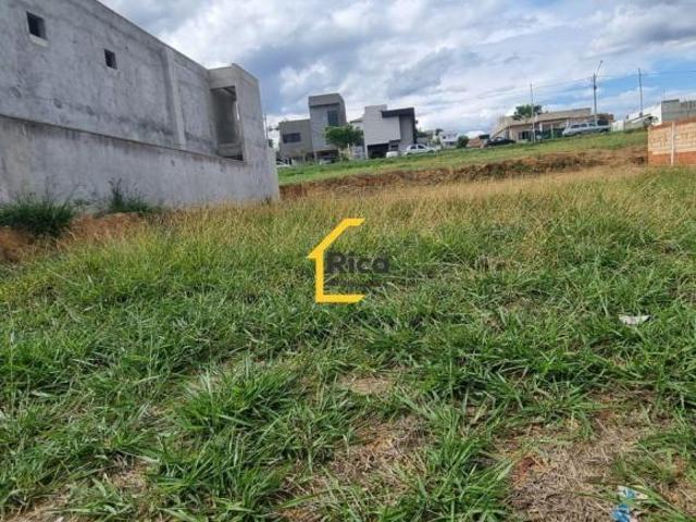 Villa Suíça Terreno à Venda no Condomínio Residêncial Villa Suíça