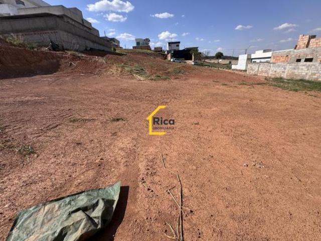 Villa Suíça Terreno à Venda no Condomínio Residêncial Villa Suíça