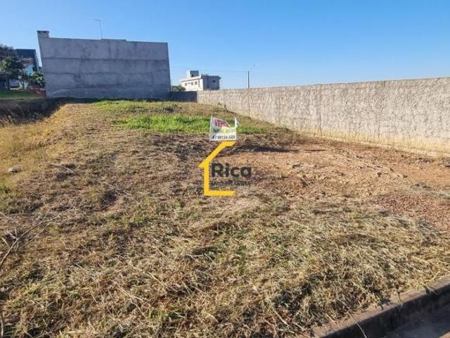 Villa Suíça Excelente lote de 250m² À Venda no Residencial Villa Suíça