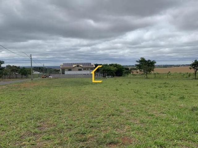 Villa Suíça Lote Comercial de 300m² À Venda No Residencial Villa Suíça