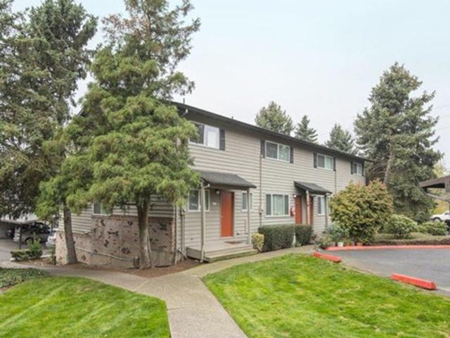 Village Manor 3 Bed 1.5 Bath_1290