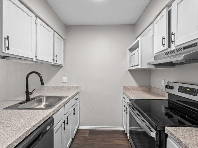 Village Oaks: A Dallas Living Experience 1 Bedroom Apartment for Rent at 9920 Forest Ln, Dallas, TX 75243