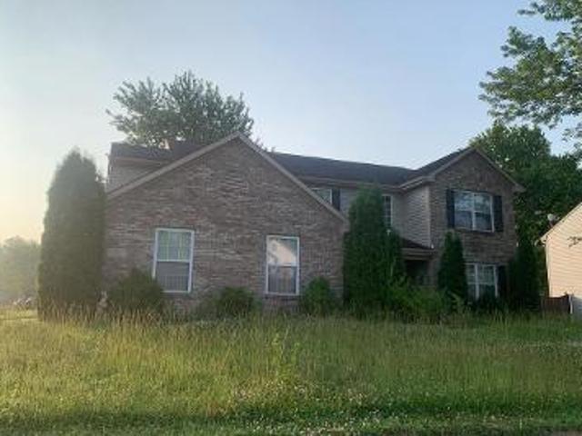Village Oaks Dr