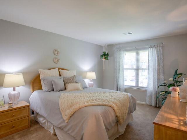 Village of Stoney Run 1 Bedroom Apartment for Rent at 2813 Route 73 S, Maple Shade, NJ 08052