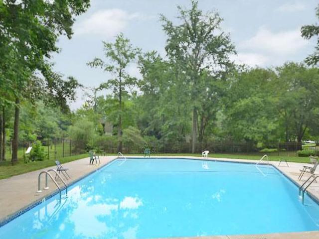Village of Stoney Run 1 Bedroom Apartment for Rent at 2813 Route 73 S, Maple Shade, NJ 08052
