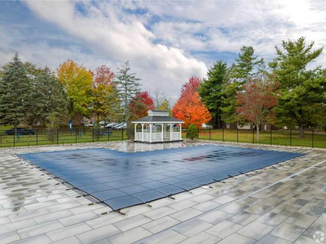 Village One Apartments 1 Bedroom Apartment for Rent at 587 Broadway, Menands, NY 12204