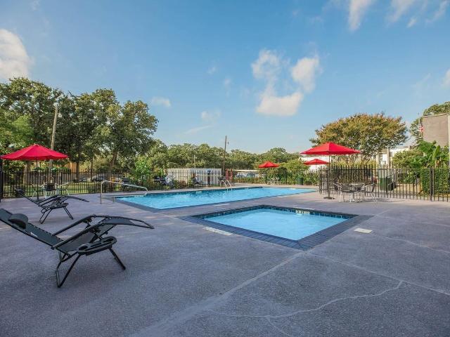 Village at the Crossroads 3 Bedroom Apartment for Rent at 1900 Carl Rd, Irving, TX 75061 Grauwyler Heights